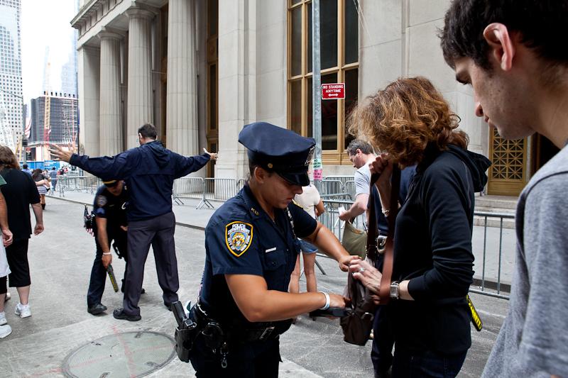 Nypd Dials Down City Security After 9 11 Anniversary Wnyc New York
